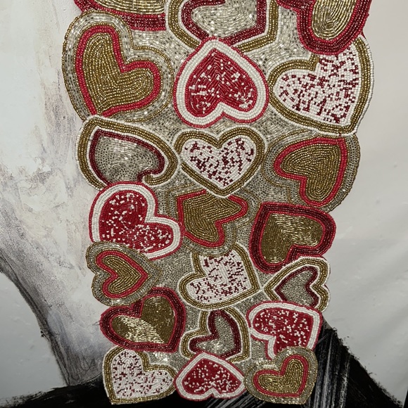 Rachel Zoe | Kitchen | Rachel Zoe Beaded Valentine Heart Table Runner ...